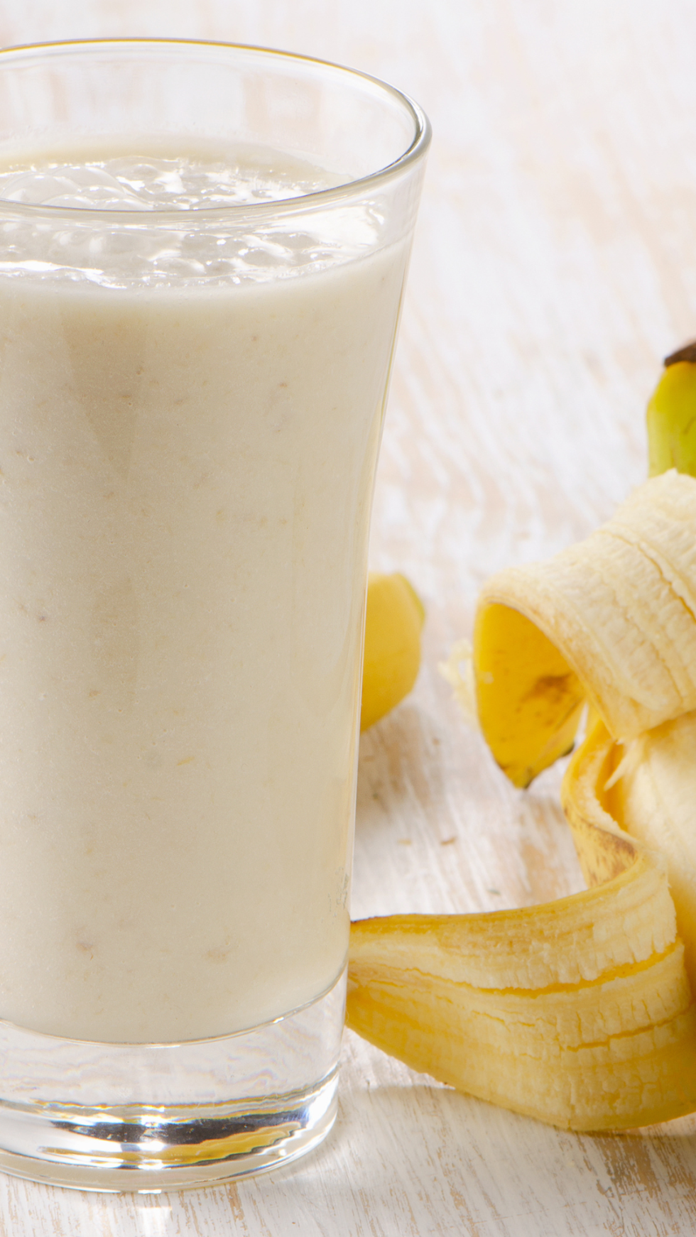 How to Create a Smoothie Garden: Best Fruits, Greens, and Herbs to Grow ...